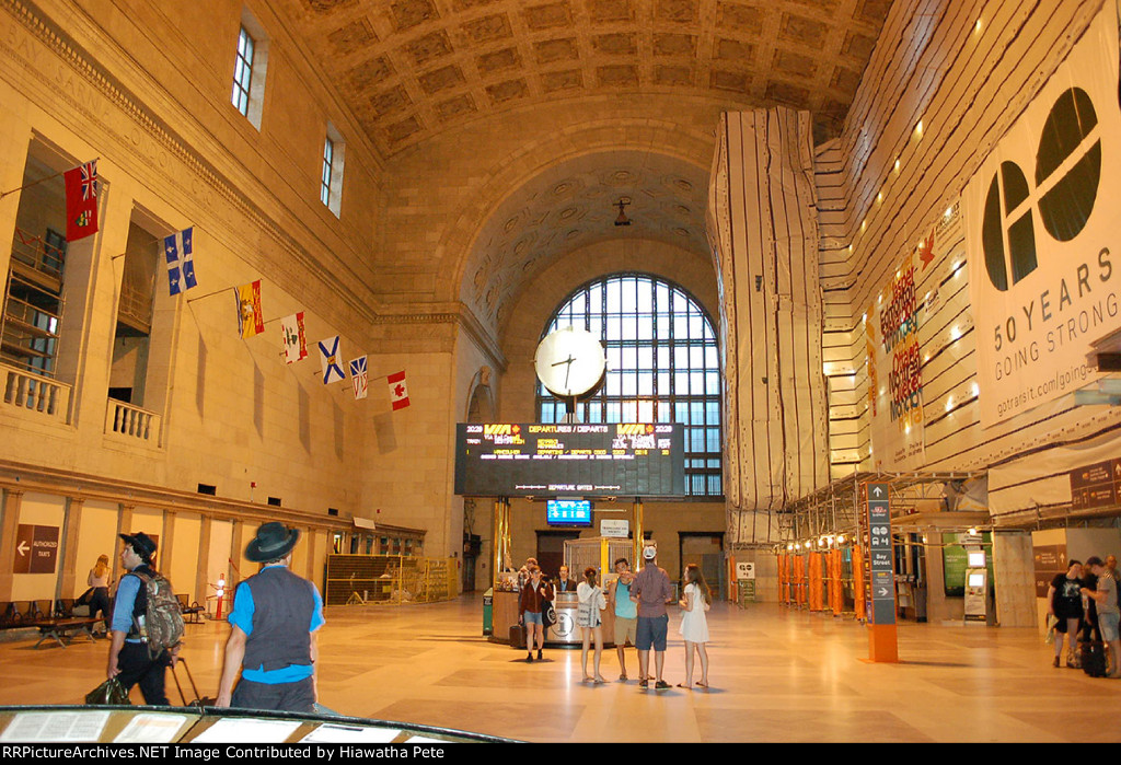 TORONTO UNION STATION GREAT HALL